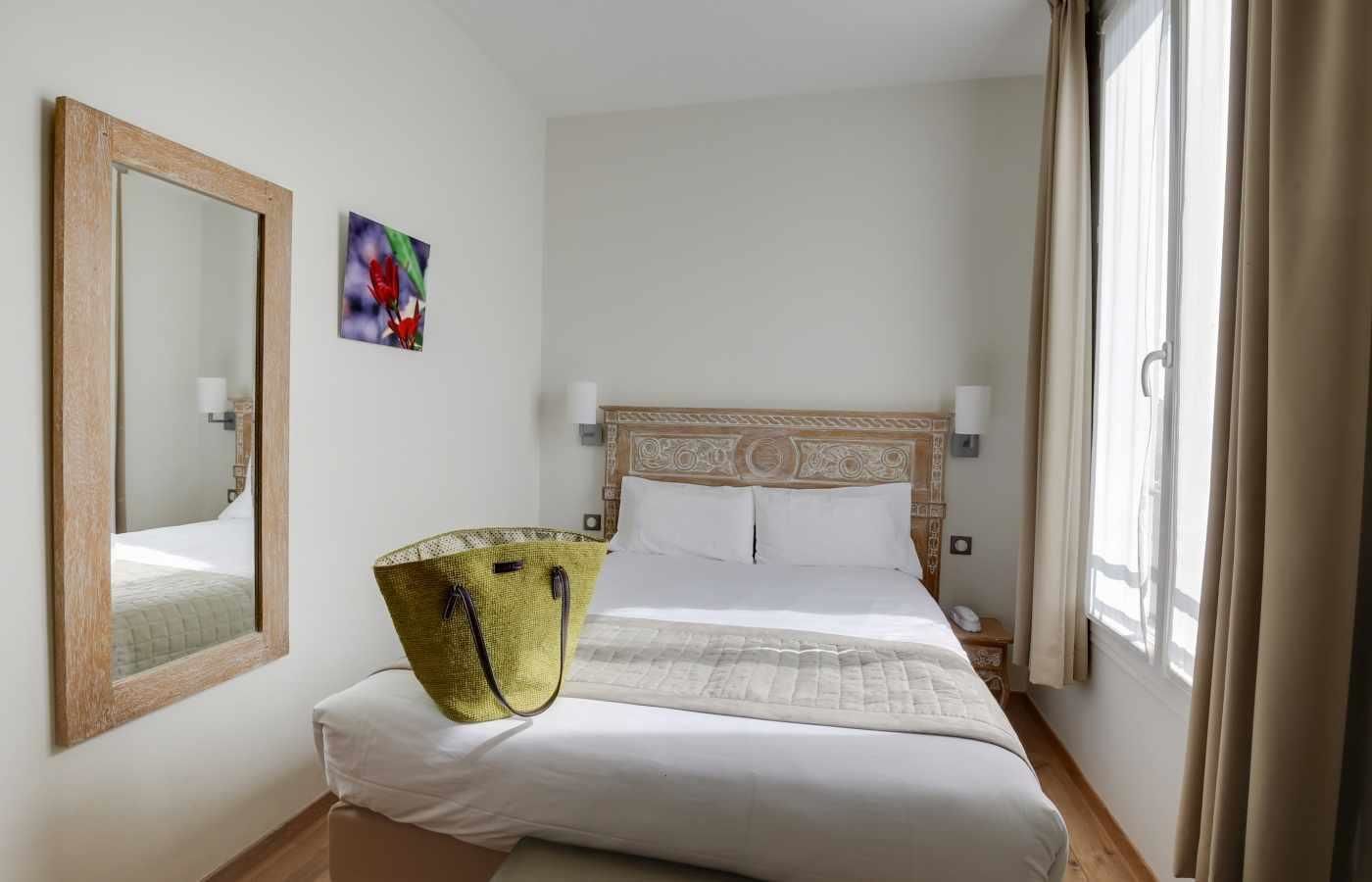 Hotel du Printemps **, Paris - Official Site - 2-star charm Hotel